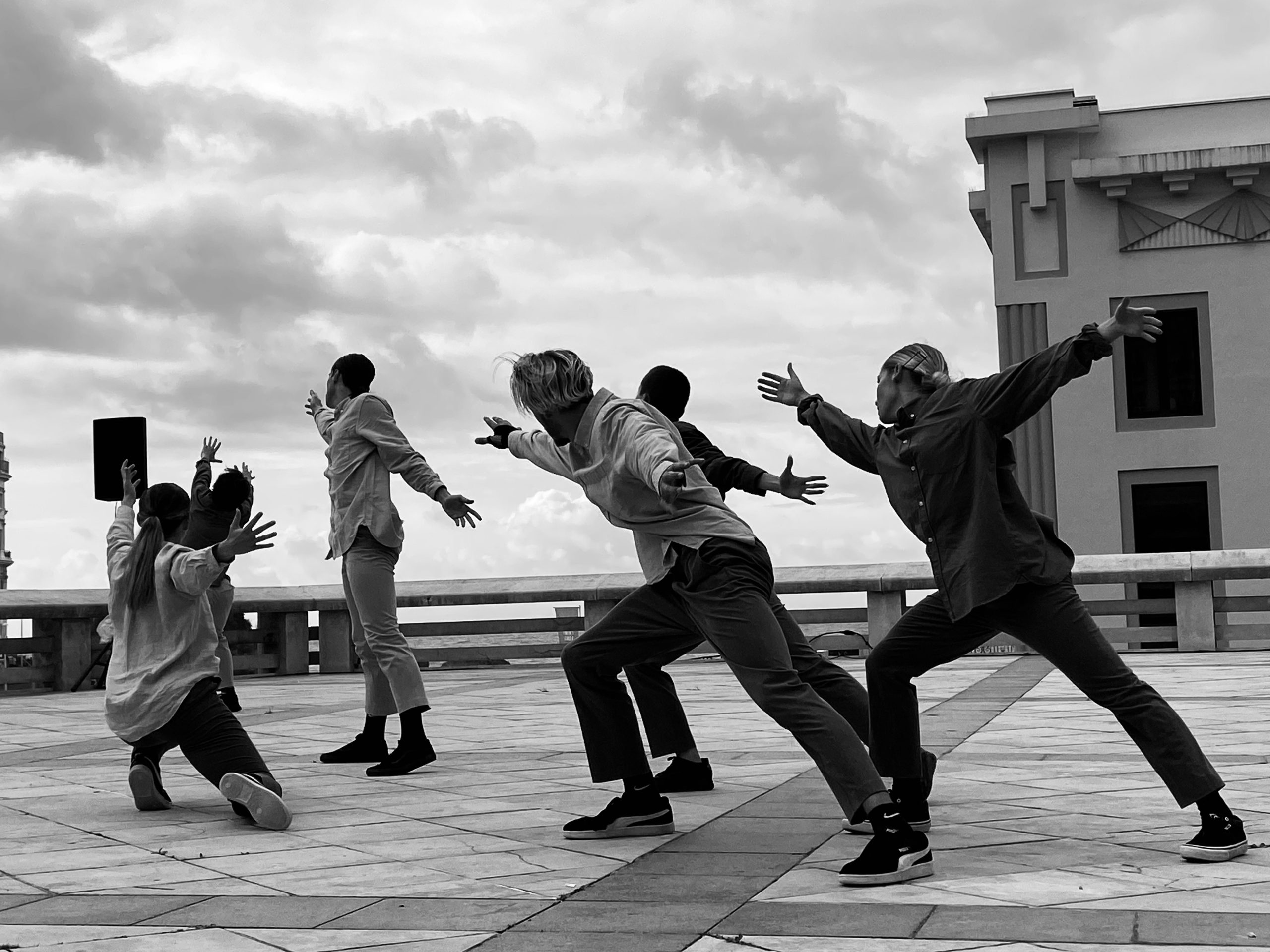 Danse : The ROOTS de Kader ATTOU (extraits) - Ville de Villeneuve-lès ...